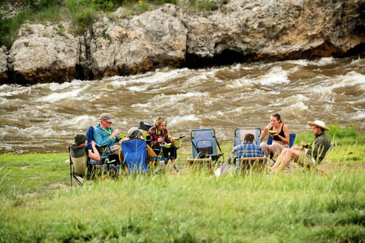 Easy River Trip Meals for Vegans, Vegetarians, and Meat Eaters - RiverBent